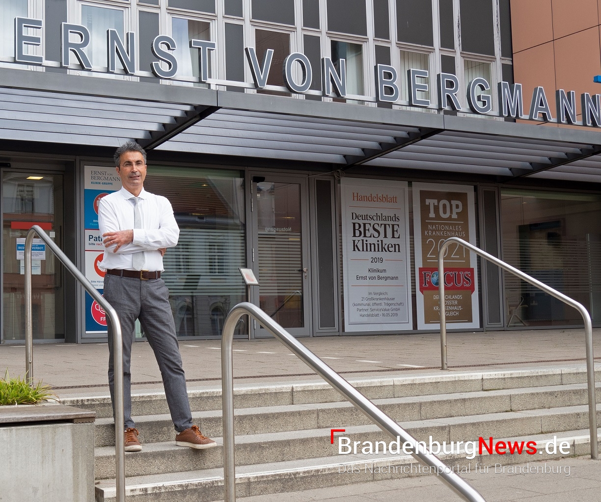 Potsdam - Ernst von Bergmann wurde für die Teilnahme an der ...